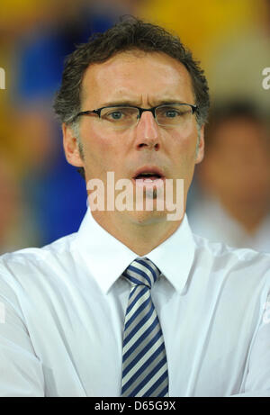 France's coach Laurent Blanc during Euro 2012 qualifying round soccer ...