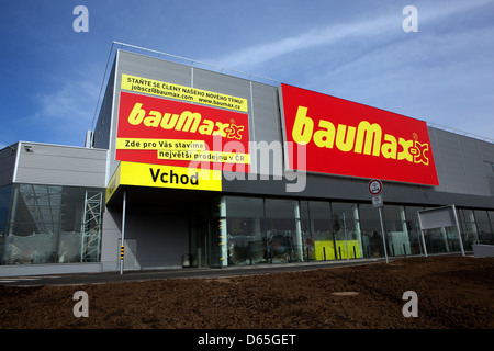 baumax logo supermarket signs Prague, Czech Republic Stock Photo - Alamy