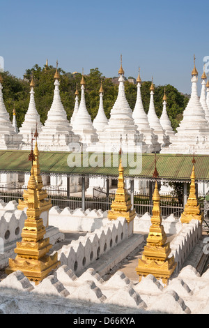 Spires of the Golden pagoda of Sandamuni Paya, Mandalay, Myanmar ...