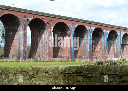 Whalley Viaduct - The longest viaduct in Lancashire, it is unusual for ...