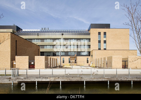 Department of Materials Science and Metallurgy Building, Cambridge ...