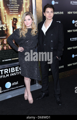 Abigail Breslin, Jake T. Austin at arrivals for NEW YEAR'S EVE Tribeca ...
