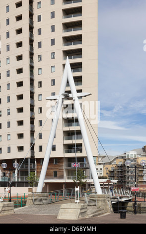 Footbridge by the Roath basin, Cardiff Docks Wales with Modern Urban ...