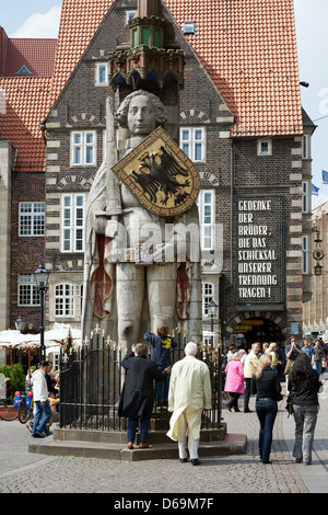 Roland statue of Bremen, Marketplace of Bremen, Buildings in Bremen ...