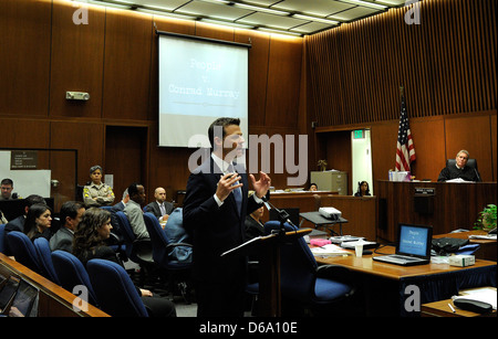 Los Angeles Deputy District Attorney David Walgren delivers his closing ...