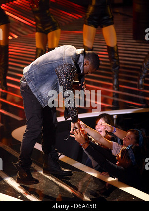 Astro 'The X Factor USA' top 10 live performance show Los Angeles ...