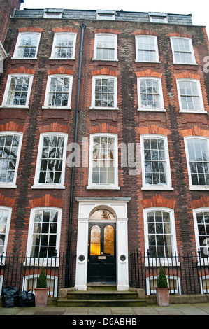House on Gray's Inn Square, London, UK Stock Photo - Alamy