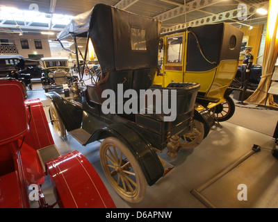 The 1908 Ford S Runabout is a classic automobile from the early 20th ...