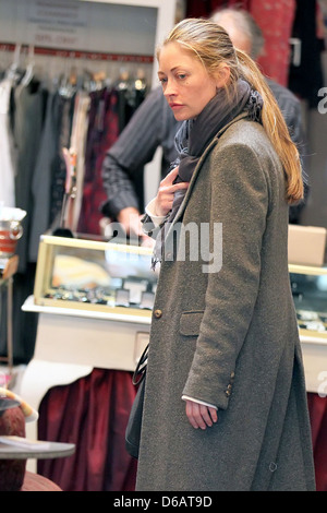 Rebecca Gayheart shopping at Nathalie Seaver Boutique in West Hollywood ...
