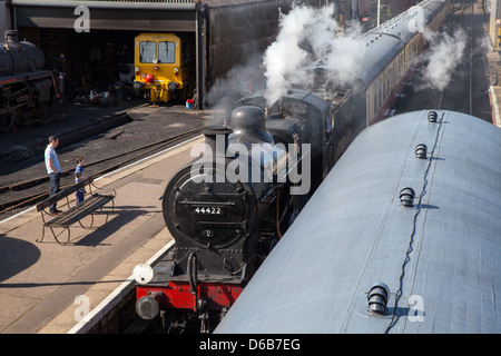 BR Class 4F Locomotive 44422 Stock Photo - Alamy