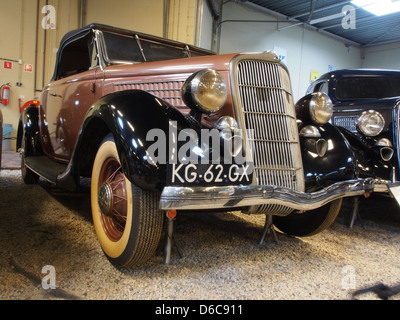 The 1935 Ford 710 Roadster is a vintage American vehicle known for its ...