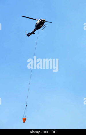 This aerial photograph of Los Alamos National Laboratory (LANL) Area G ...