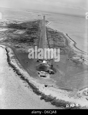 A historical photo showing the Los Alamos bridge with a view of Los ...