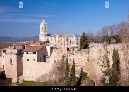 girona walls and cathedral Stock Photo - Alamy