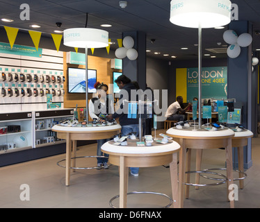 The EE mobile phone shop store in Bath , Somerset , England , Britain ...