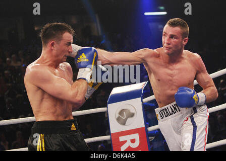 German light heavyweight boxer Eduard Gutknecht (L) celebrates the ...