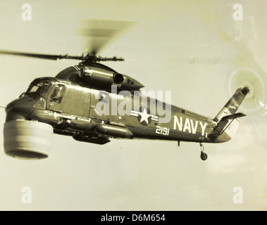 HH-2D Cubic Corps radar deflated NHHS Photo Stock Photo - Alamy
