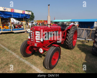 The Red Bolinder Munktel 350 is a classic Swedish tractor known for its ...