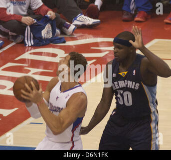 Los Angeles Clippers center Zach Randolph (50) makes a move with the ...