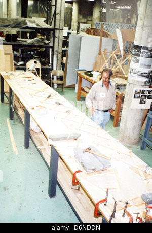 The Bowlus Albatross is a lightweight glider known for its aerodynamic ...