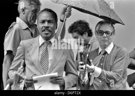 Governor-General Sir Paul Scoon speaks to members of the media after ...