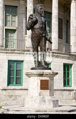 George Merrick statue outside Coral Gables City Hall, Miami, Florida ...