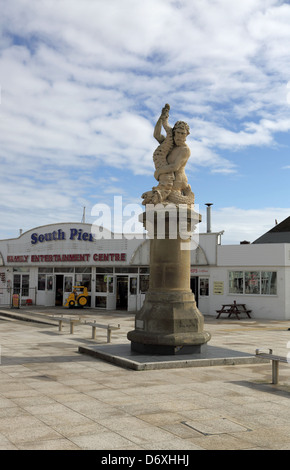 Statue of Neptune by the South Pier on the promenade at Lowestoft ...