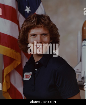 Photograph of Kathryn D. Sullivan, an astronaut and aviation pioneer ...