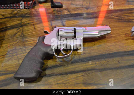 Magnum revolver with open chamber Stock Photo - Alamy