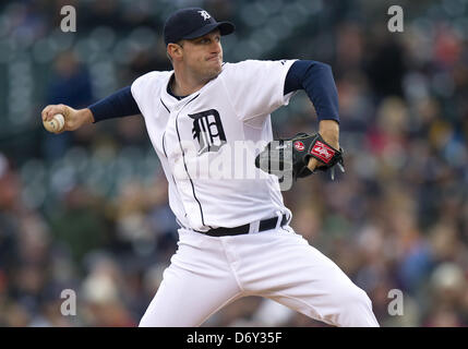 Detroit Tigers starting pitcher Max Scherzer (37) throws in the first ...