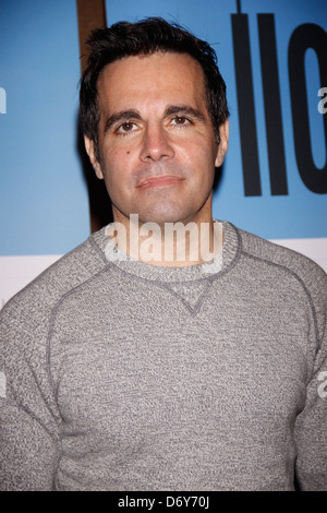 Mario Cantone Reading of Sarah Tuft's '110 Stories', a benefit for New ...