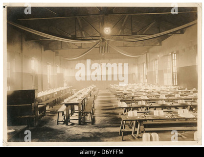 Men's mess hall kitchen Stock Photo - Alamy