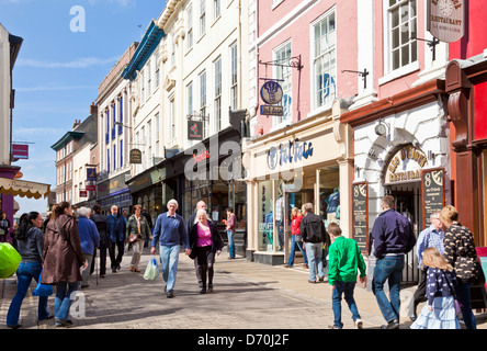 york uk high street busy shoppers shopping retail retailer sale sales ...