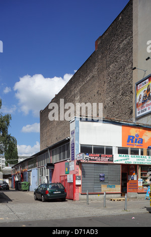 inscription Garage and wrenches Stock Photo - Alamy