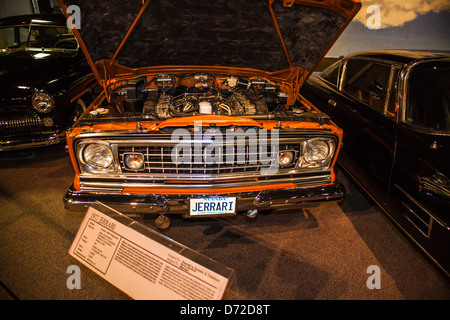 Bill Harrah's 1977 Jerrari custom 4WD Wagoneer with a Ferrari 12 ...