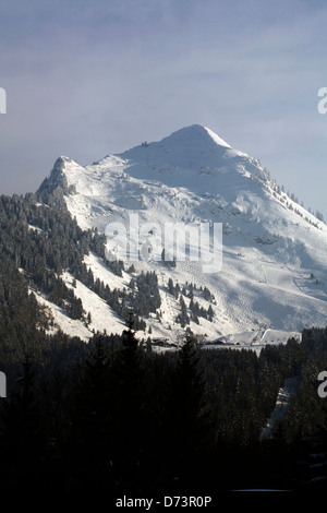 Pointe De Nyon beneath the summit of The Pointe D'Angolon Morzine ...
