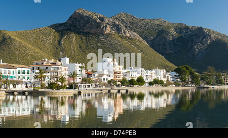 bay at Puerto de Pollensa, Mallorca, Spain Stock Photo - Alamy