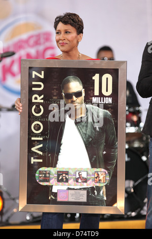 Robin Roberts at ABC's 'Good Morning America' New York, USA – 20.06.11 ...