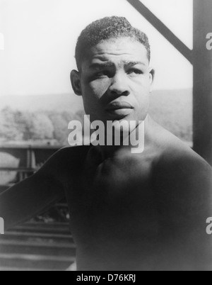 Vintage photo of boxer Joe Louis (1914 – 1981) – Louis, known as “The ...
