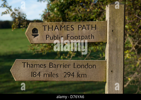 Thames Head (the source of the River Thames), near Kemble, Cotswolds ...