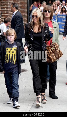 Gene Gallagher, Nicole Appleton and Liam Gallagher 'The Late Show with ...