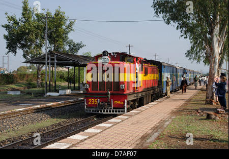 diesel hydraulic locomotive,class ZDM4A,235,passenger train,indian ...