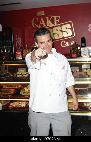 TLC's 'Cake Boss' Buddy Valastro opens the Cake Boss Cafe at Discovery ...