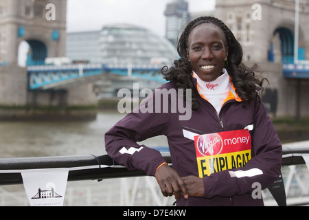 Kenyan Runner Edna Kiplagat at Virgin London Marathon 2013 photocall ...
