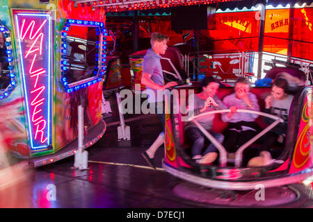 Fairground Waltzer, fairground ride, Waltzer, Waltzer fairground ride ...