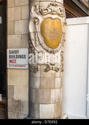 Fountain Court Plaque at The Strand in London Stock Photo - Alamy