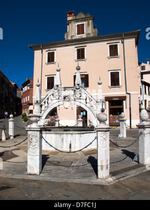 Da Ponte Fountain, Preseren Square, Koper, Slovenia Stock Photo - Alamy