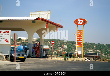 DELEK petrol station in Israel Stock Photo - Alamy
