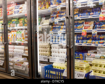 Food Lion Grocery Store Interior Production Selection Entrance Cart ...