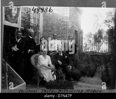 This photograph depicts the expedition led by C. Harold Riggs and Elmer ...
